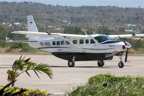 Susi Air Terbang Perdana Dari Makassar Ke Masamba