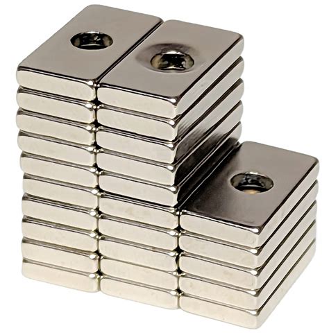 25x MAGNES NEODYMOWY Z OTWOREM POD WKRĘT 20x10x3mm 30596 Cena