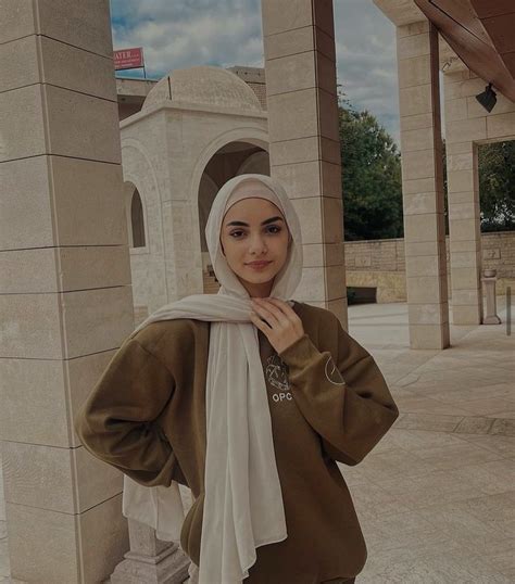 Pin By Deana Jimmy On Hijabi Outfits Casual Muslim Outfits Casual