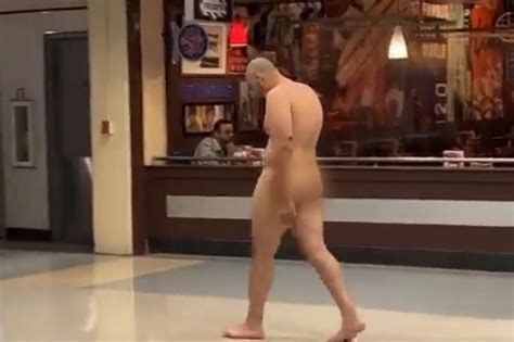 Naked Man Proudly Strolls Through Dallas Fort Worth Airport