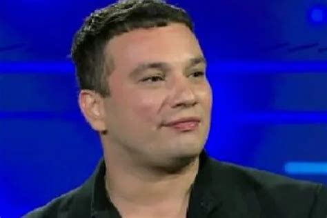 Antonino Spadaccino imita Loredana Bertè a Tale e Quale Show