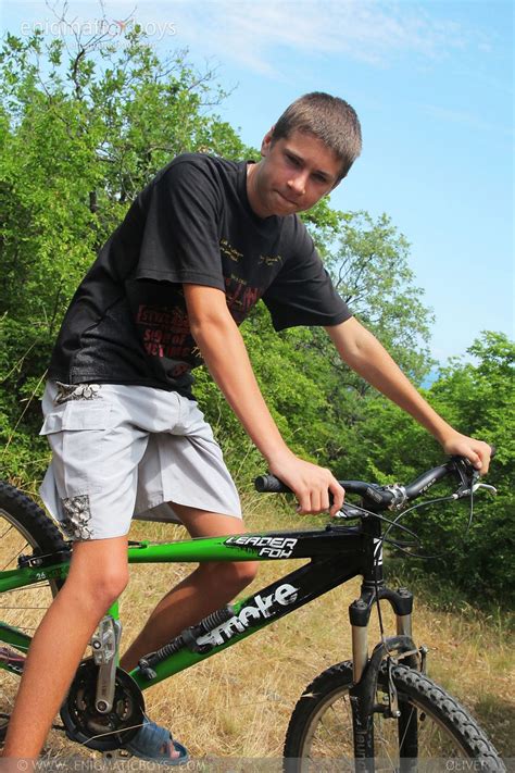 Photo Album Oliver As Naked Bicyclist Twinkaboo
