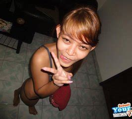 Random Candid Pics Of Naked Thai Girlfriends