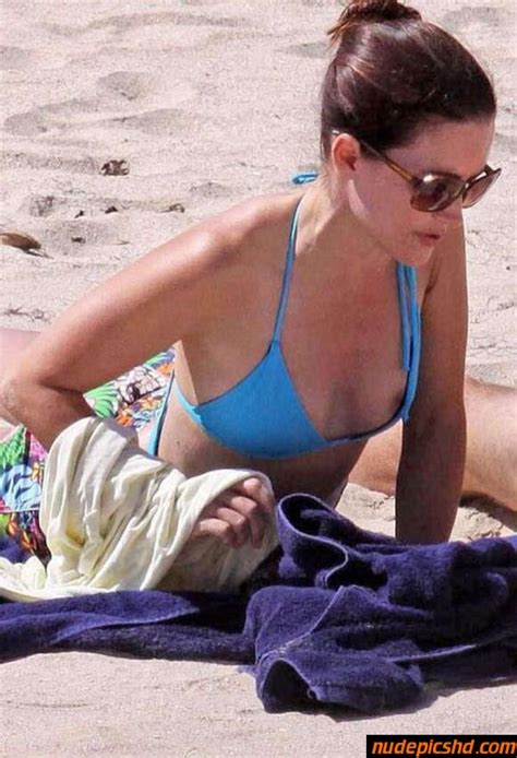 Kristin Davis Nude Nipples At Beach Nude Leaked Porn Photo 1099191