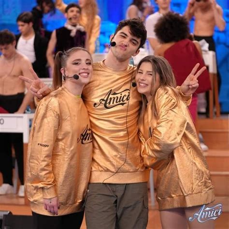 Pin Di MARTA AMATUCCI Su Salvataggi Rapidi Amici Maglia Cantanti