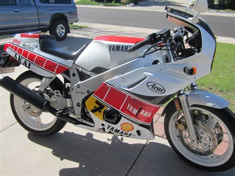 Saved Not Spent 1989 Yamaha FZR 400 With Only 1 200 Miles Rare