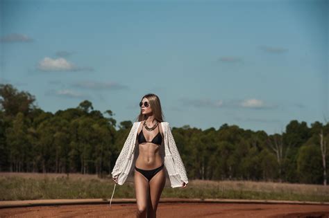 Wallpaper Women Outdoors Model Blonde Looking Away Women With