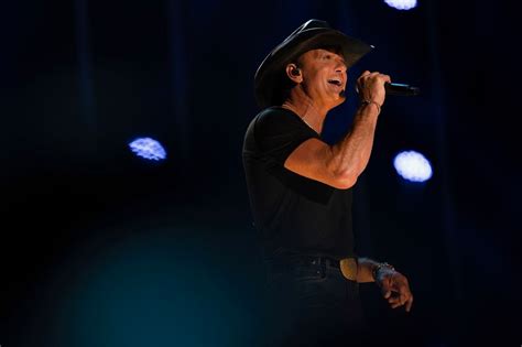 Country Superstar Tim McGraw Bringing Standing Room Only Tour To Pa