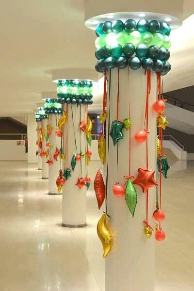 Decoracion navideña con globos Dale Detalles