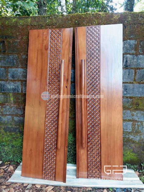 Pintu Utama Minimalis Kupu Tarung Motif Kawung Kayu Jati