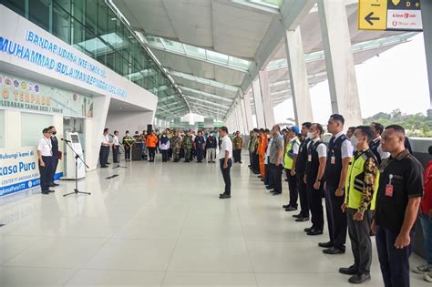 Posko Terpadu Angkutan Udara Lebaran Di Bandara SAMS Resmi Ditutup