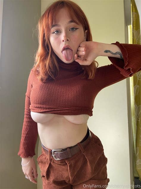 Cherry Apricots Ginger Nympho Cherryapricots Nude Onlyfans Leaks
