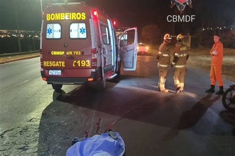 Homem de 35 anos morre após ser atropelado por táxi na EPNB Metrópoles
