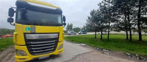 Kierowca po spożyciu alkoholu przyjechał po dowód rejestracyjny