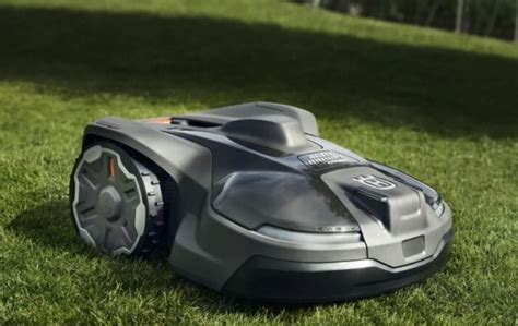 Husqvarna Nera Mähroboter arbeitet ohne Begrenzungsdraht