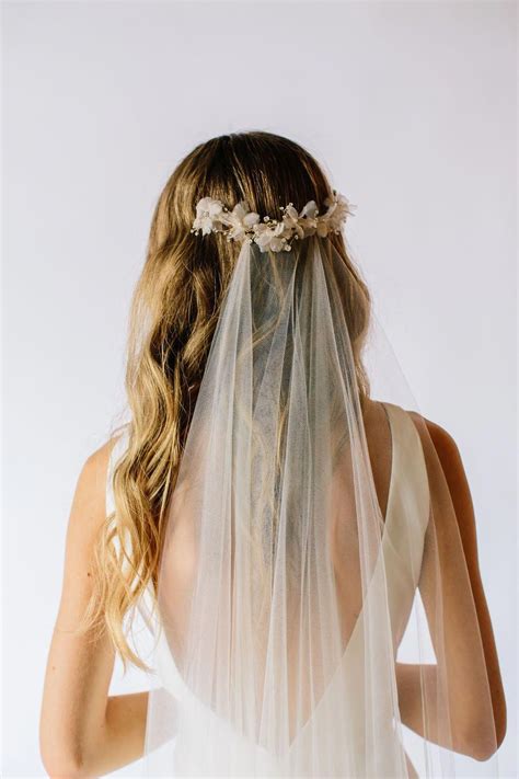 Unique Wedding Hairstyles With Veil For Short Hair Trend This Years