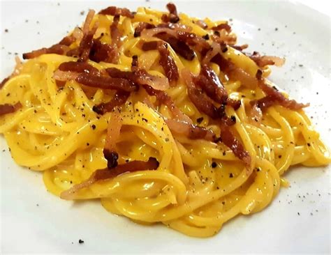 La Carbonara umbra più cremosa della classica con un trucco fantastico