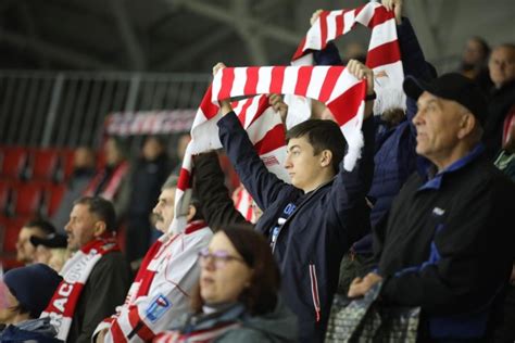 Kibice Comarch Cracovii dopingowali zespół w meczu z Podhlaem Nowy Targ