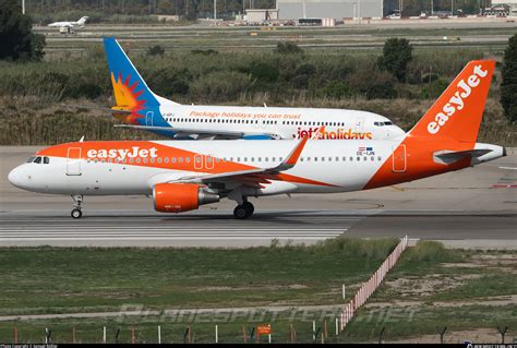 OE IJN easyJet Europe Airbus A320 214 WL Photo by Samuel Rößler ID