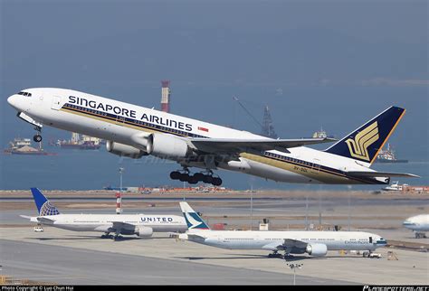 9V SQL Singapore Airlines Boeing 777 212ER Photo By Luo Chun Hui ID