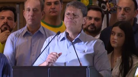 Aliados de Bolsonaro defendem Tarcísio para presidente em 2026