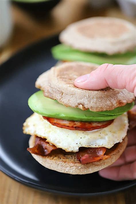 Egg Bacon And Avocado Breakfast Sandwich Yummy Healthy Easy