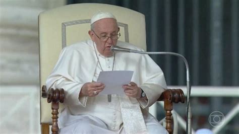 Em mensagem aos brasileiros papa pede o fim do ódio da intolerância e