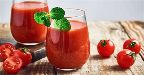 Suco de tomate saudável veja como fazer essa receita refrescante