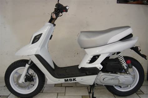 Scooter Neuf MBK BOOSTER NAKED 12 Pouces BCD Vente Scooter La Seyne