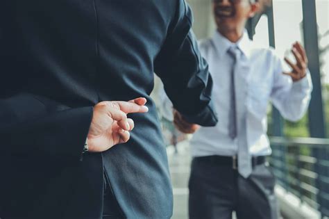 10 maneiras de descobrir se uma pessoa está mentindo para você Meu
