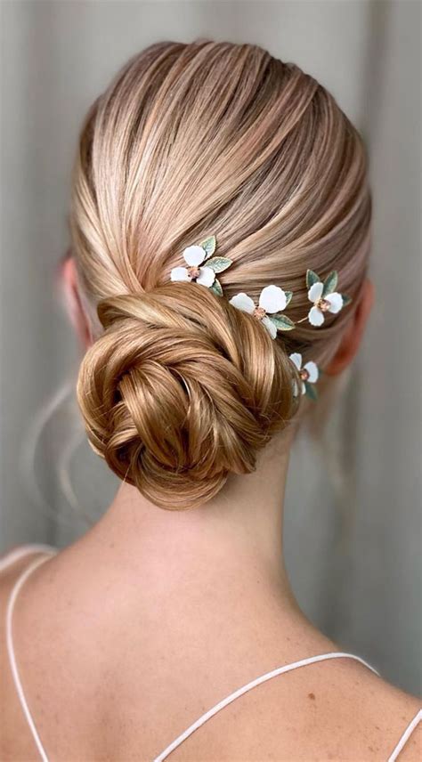 20 Updos For Long Hair A Guide To The Perfect Style