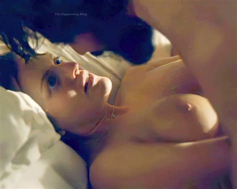 Elisabeth Moss Nude Naked Telegraph