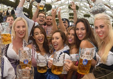 Avec Loktoberfest Munich Se Fait Mousser