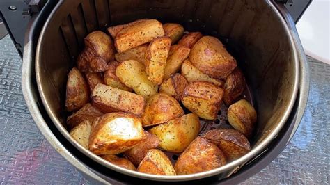 Air Fryer Roasted Potatoes Recipe How To Make Crispy Roasted Potatoes In The Air Fryer So