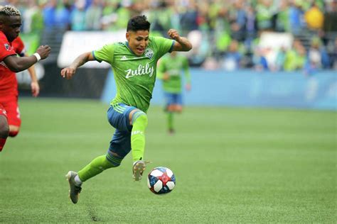 Seattle Sounders Forward Raul Ruidiaz Tests Positive For COVID 19 While
