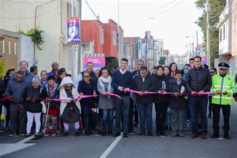 Entrega Ayuntamiento de Puebla rehabilitación de la calle 13 de Mayo en