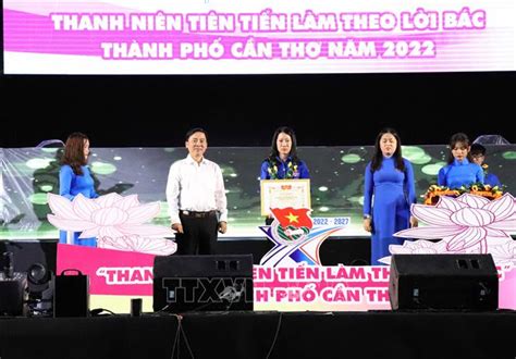 Thành đoàn Cần Thơ Tuyên dương Thanh niên tiên tiến làm theo lời Bác