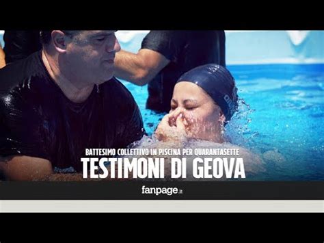 Testimoni Di Geova A Roma Battesimo In Piscina Davanti A 10mila