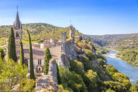 Les plus beaux villages perchés à visiter en Ardèche Visiter la France