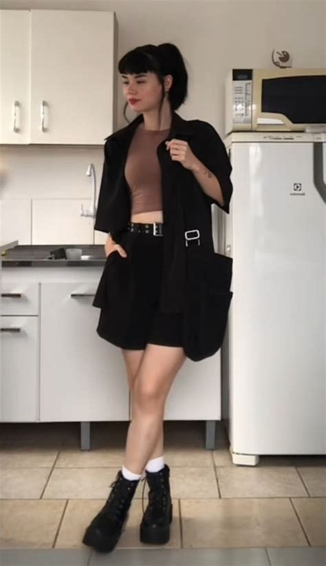 Pin By Kathryn Flesher On Outfit Inspo In Fashion Inspo Outfits