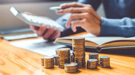 Aprobados los impuestos a banca energéticas y grandes fortunas
