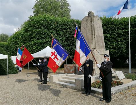 Cérémonie en hommage aux morts pour la France Ville Des Andelys