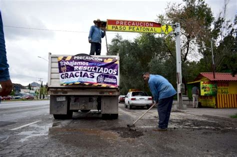 Permanente Trabajo De Bacheo En Calles Y Avenidas Por Seguridad De
