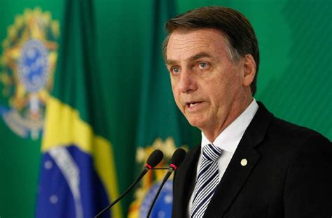Justiça move ação contra Bolsonaro por comentários ofensivos na 1ª
