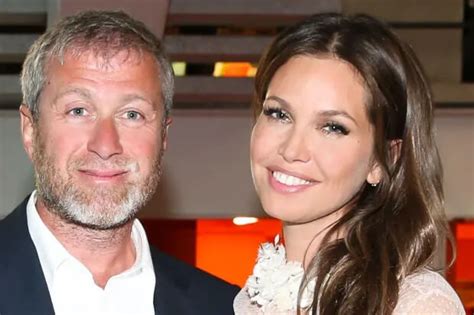 Roman Abramovich Ex Mari de Dasha Zhukova wikipédia biographie