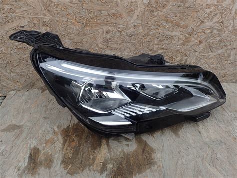 REFLEKTOR PRAWY LAMPA PRAWA PEUGEOT 3008 2 II 16 9810478080 REFLEKTOR
