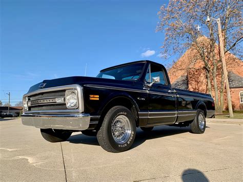 1969 Chevrolet C10 Premier Auction