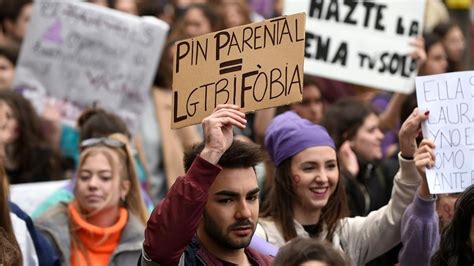 La Justicia Suspende Cautelarmente La Censura Parental De Murcia