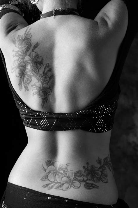 Tatuagens Femininas → 500 Fotos E Ideias Para Você Lower Back Tattoos Back Tattoo Women