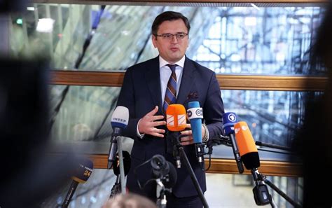Ministrul de externe al Ucrainei spune că ororile de la Bucha sunt doar